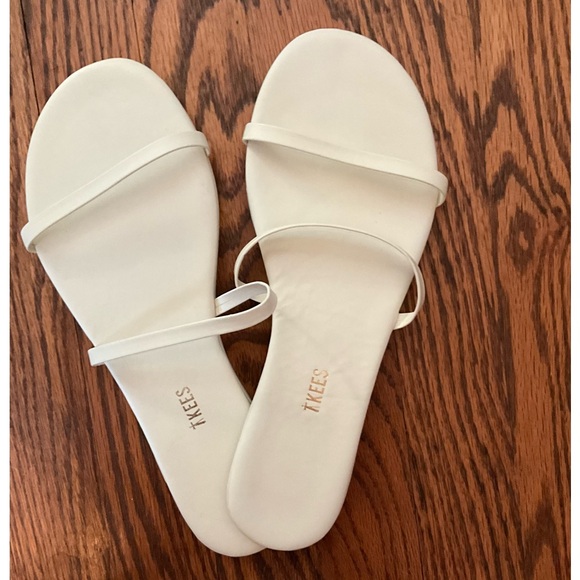 TKEES | Shoes | Tkees Sandals Size Nwot | Poshmark